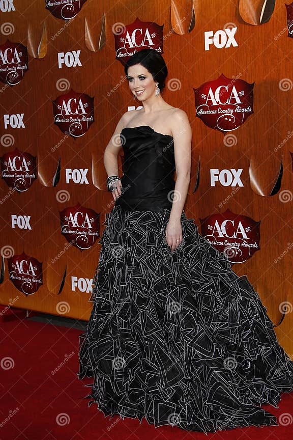 Shawna Thompson, image stock éditorial. Image du thompson - 22515749