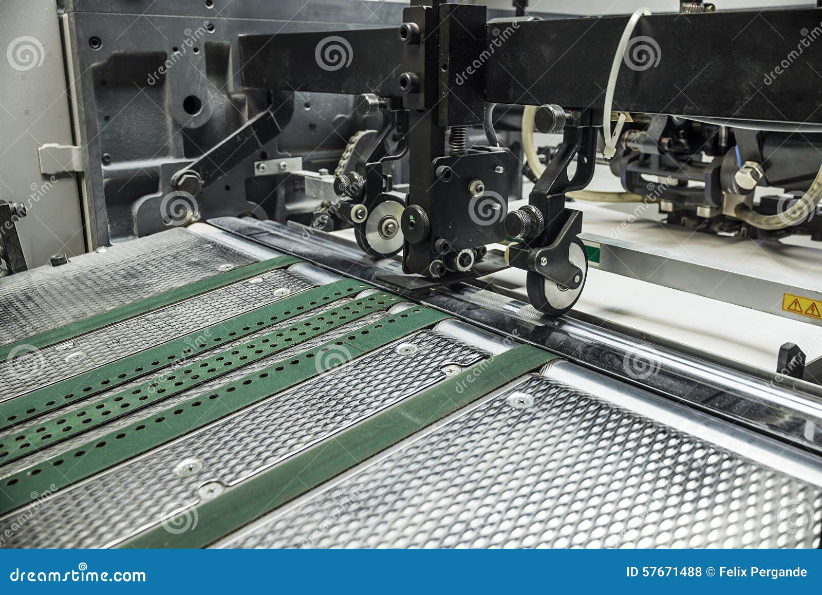 Sheetfed Offset Print Machine Stock Photo - Image of publish, industry ...