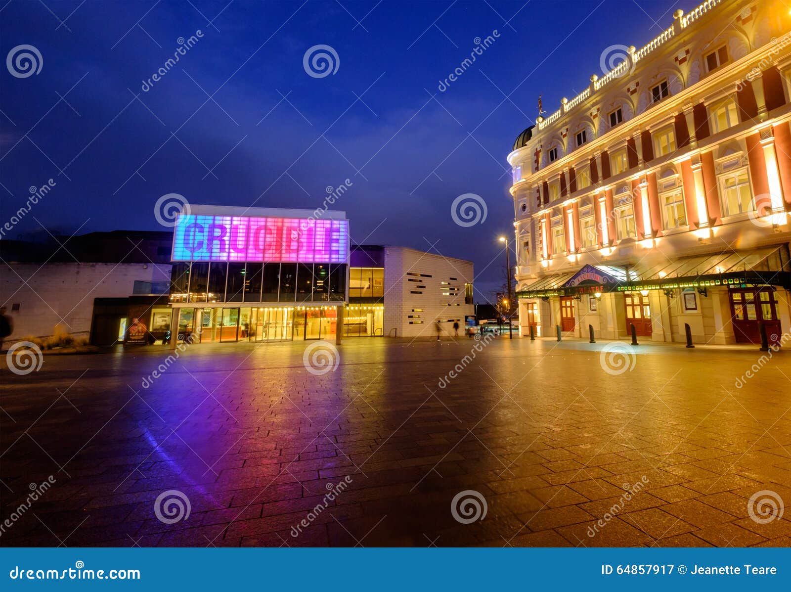 Sheffield Crucible Theatre Und Lehrsaal Redaktionelles Stockfotografie ...