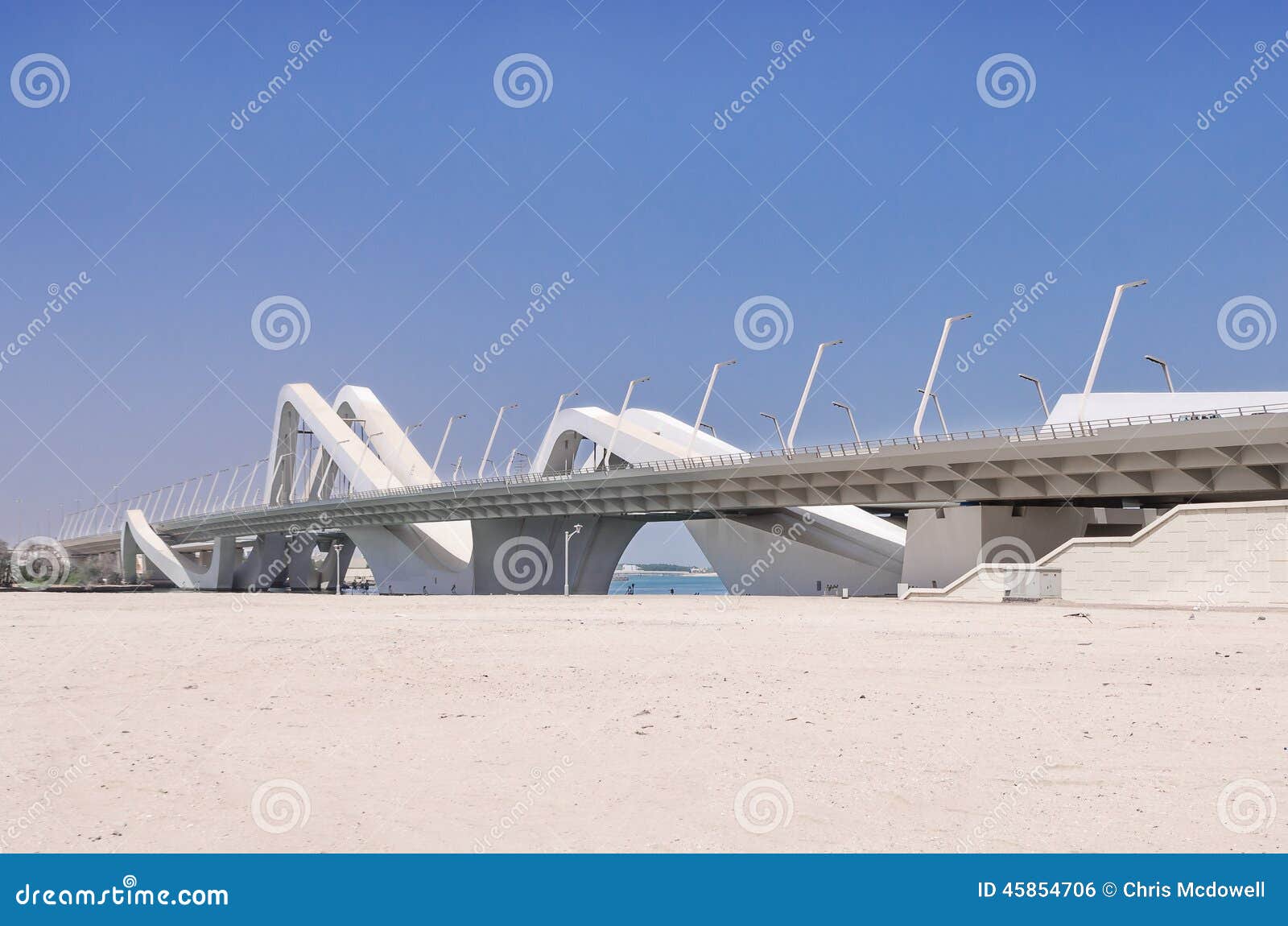 Sheikh Zayed Bridge Abu Dhabi Editorial Photo - Image of building ...
