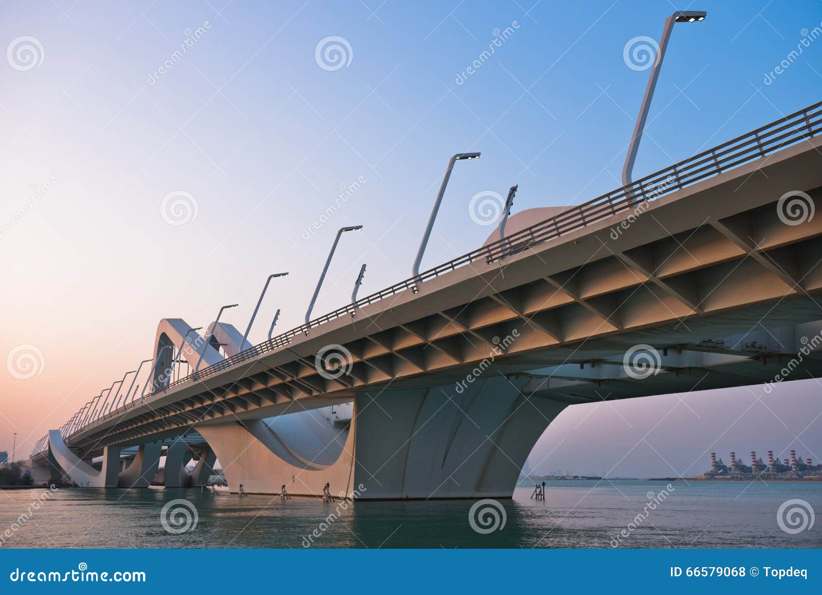 Sheikh Zayed Bridge, Abu Dhabi, UAE Foto de archivo editorial - Imagen ...