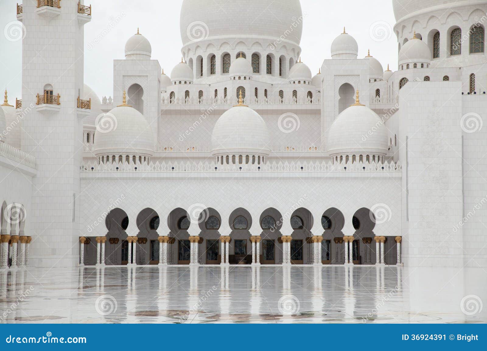 Sheikh Zayed Grand Mosque stock image. Image of mosque - 36924391