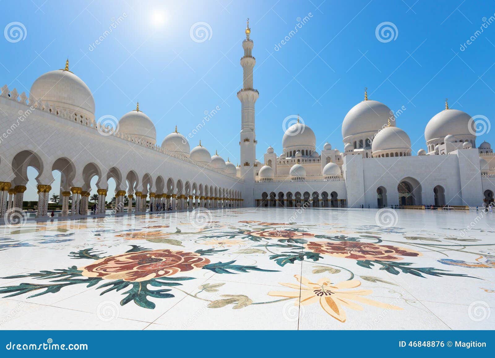 Sheikh Zayed Grand Mosque on October 2, 2014 in Abu Dhabi Editorial ...