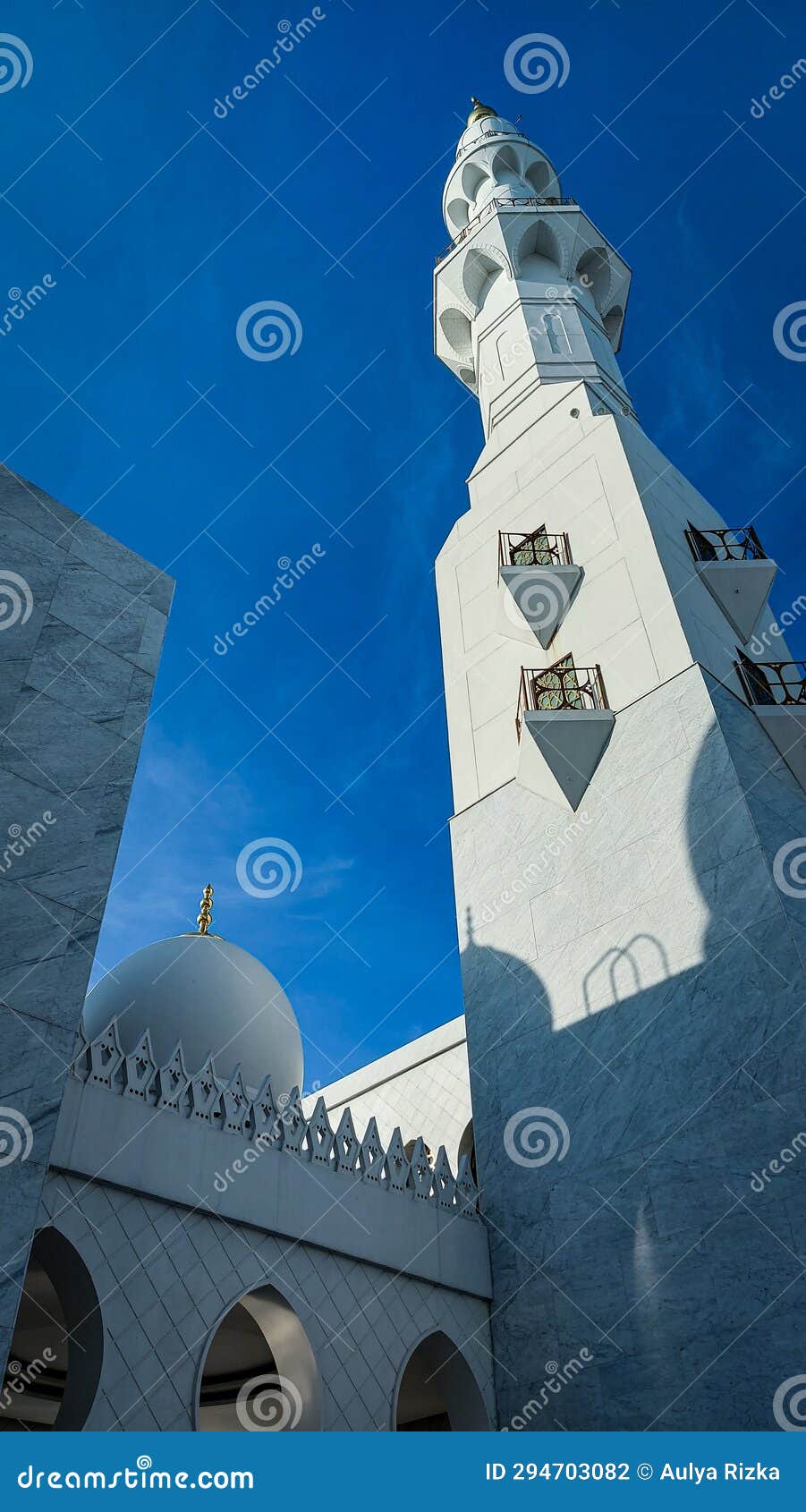 Sheikh Zayed Great Mosque Building, Indonesia Stock Photo - Image of ...