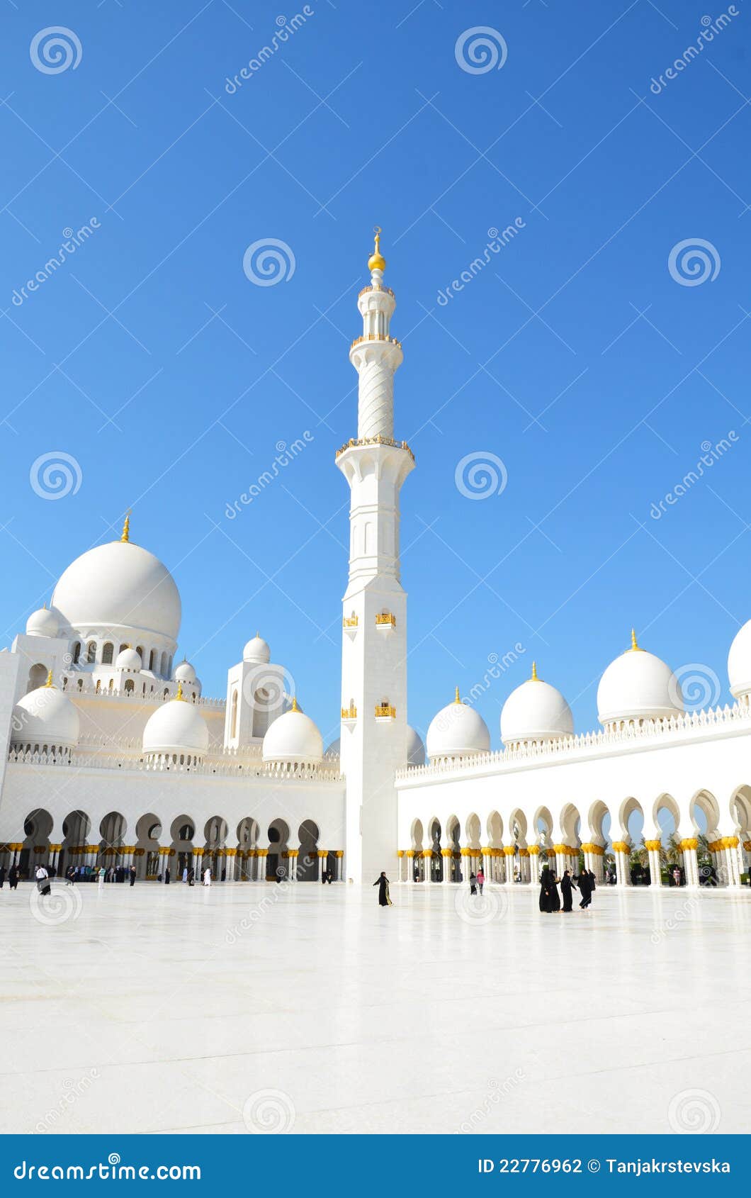 Sheikh Zayed Mosque in Abu Dhabi, UAE Stock Photo - Image of abra ...