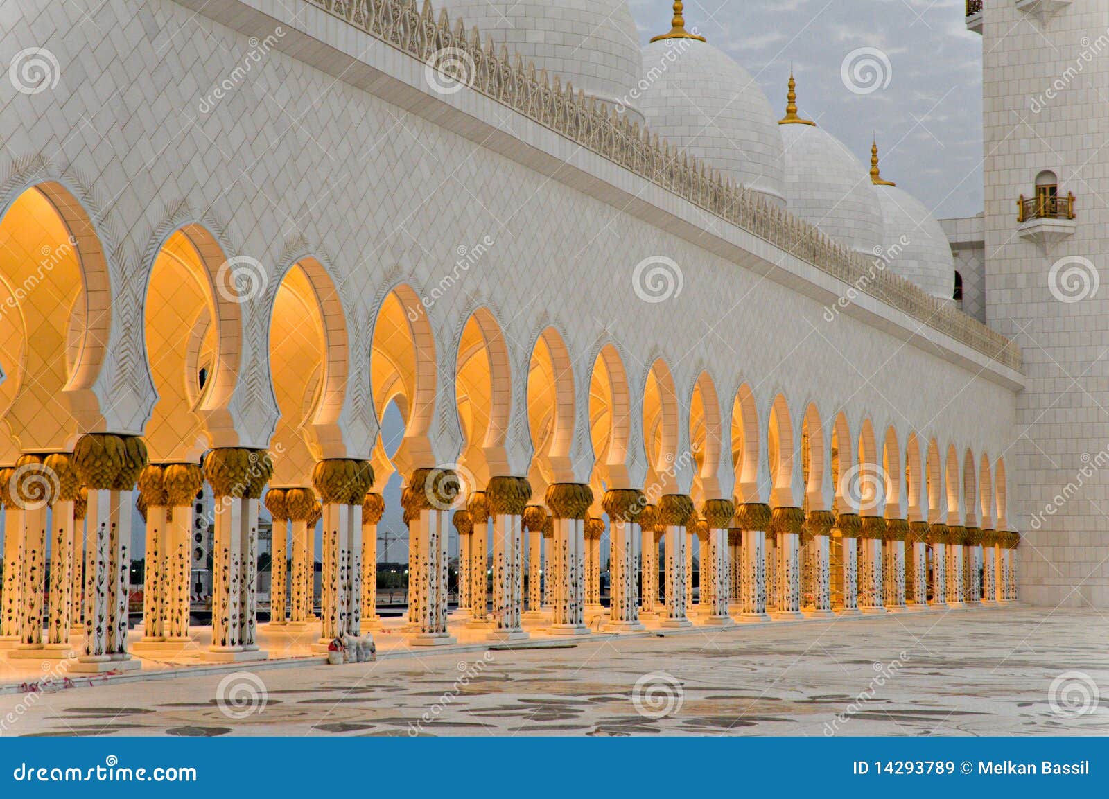Sheikh Zayed Mosque Arches stock image. Image of zayed - 14293789