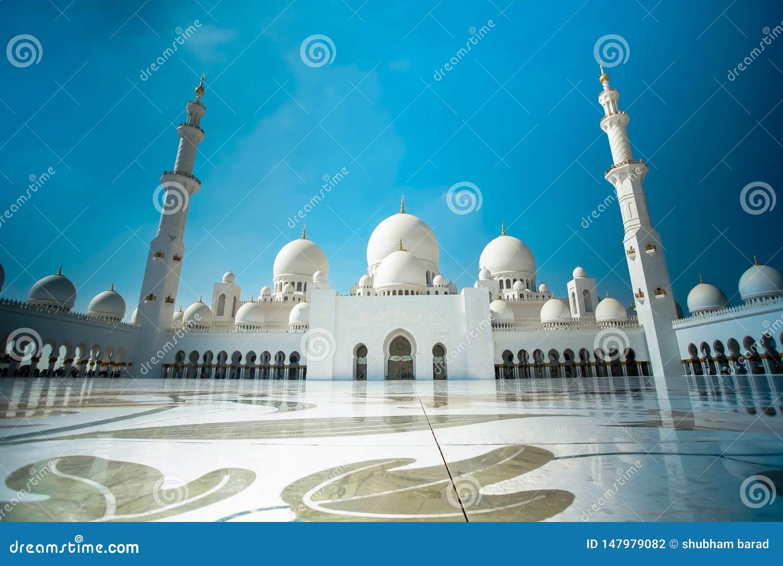 Sheikh Zayed Mosque Dubai Best Travel Scenes Editorial Photography ...