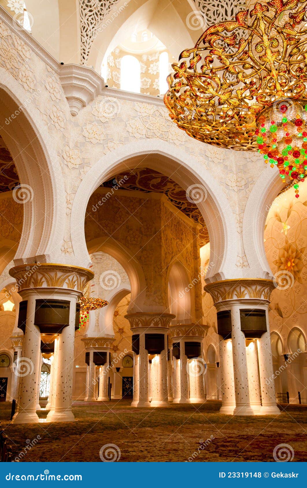 Sheikh Zayed mosque inside stock photo. Image of masjid - 23319148