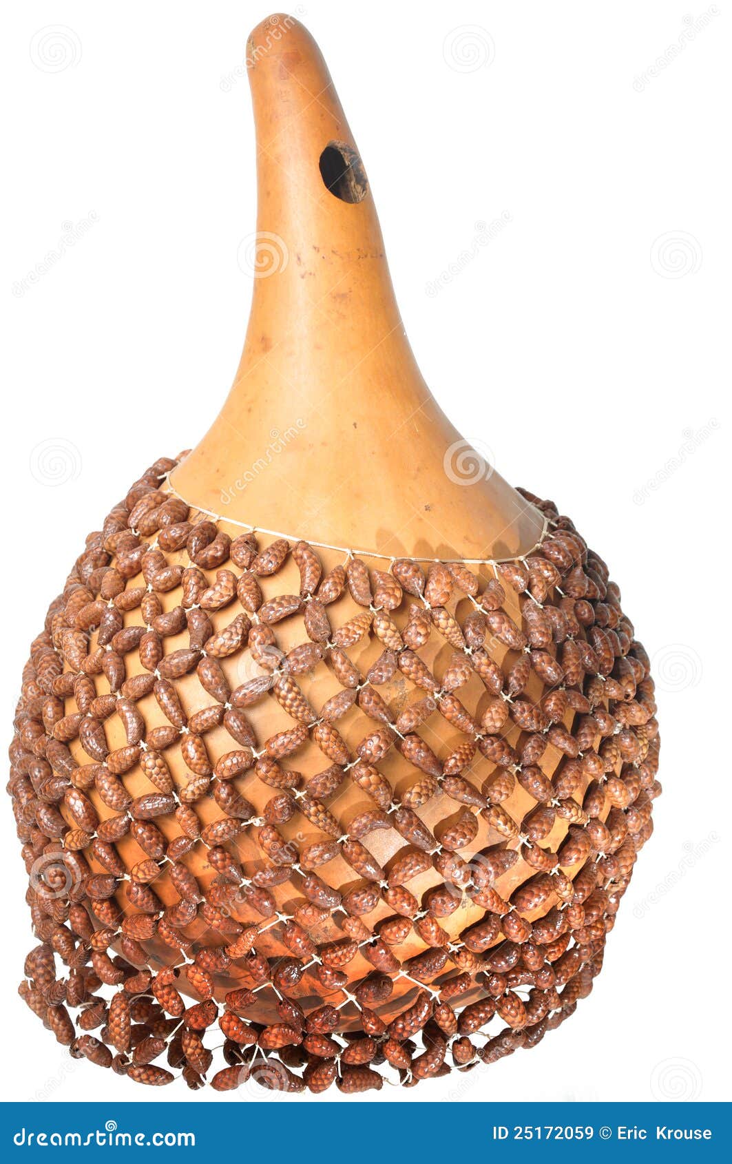 Shekere africain image stock. Image du courge, tradition - 25172059