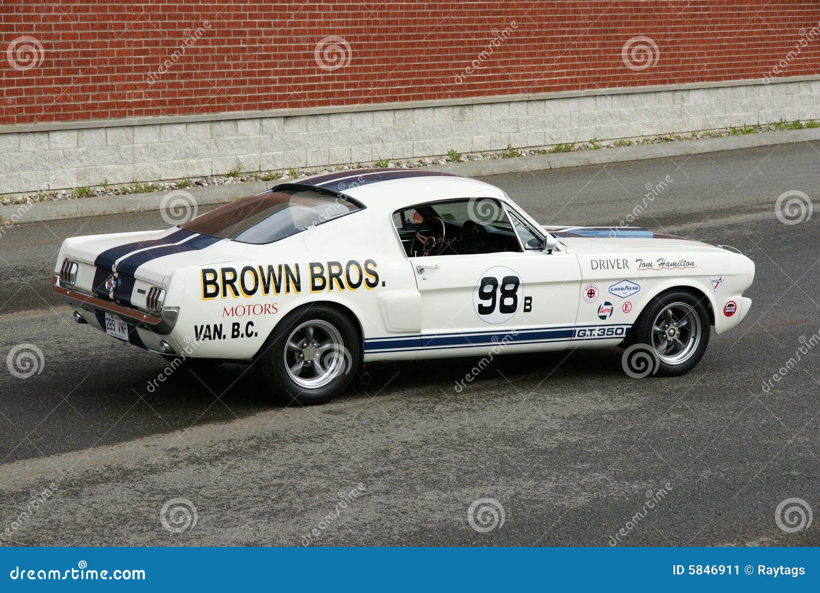 Shelby Racer editorial photo. Image of courseur, commanditaire - 5846911