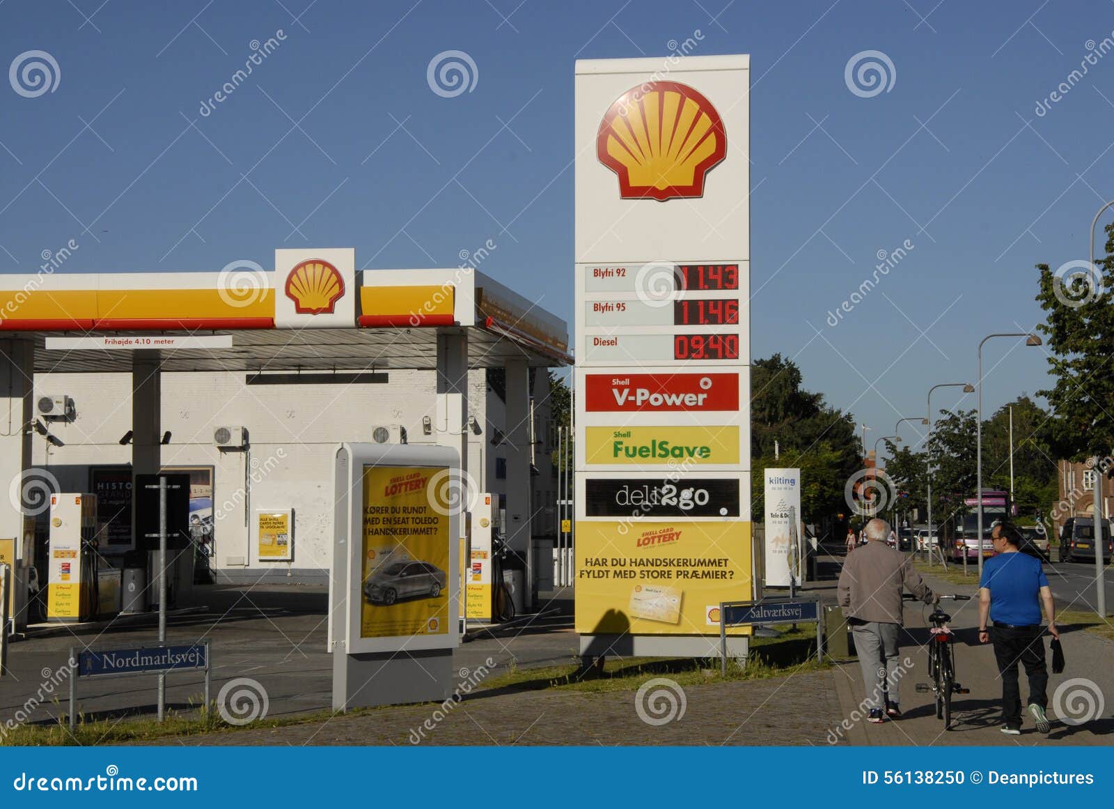 SHELL-BENZIN redaktionelles bild. Bild von finanzierung - 56138250