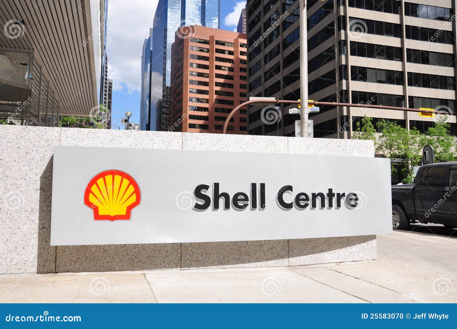Shell Centre editorial image. Image of alberta, shell - 25583070