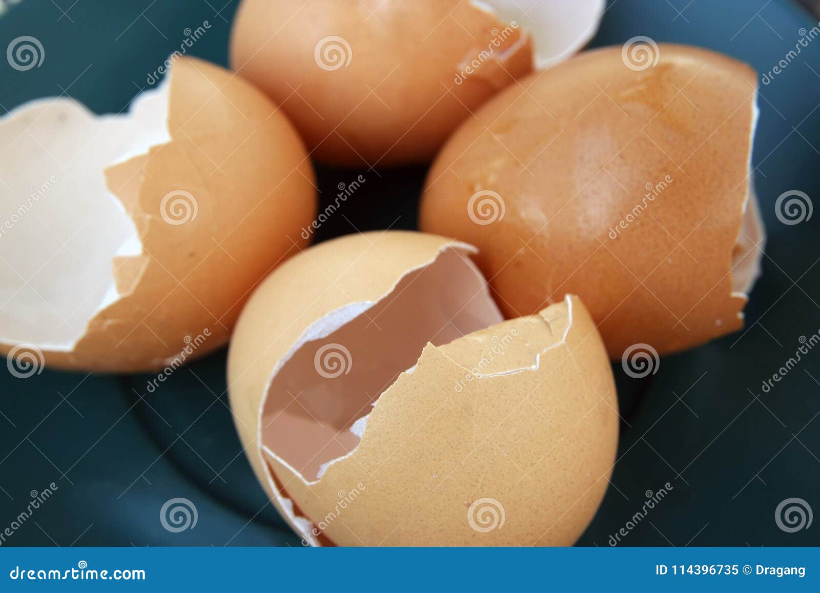 Shell De Ovo Rachados Ovos Rachados Imagem de Stock - Imagem de ovos ...