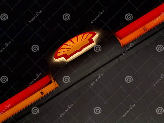 Shell Fueling Station in Labuan Editorial Image - Image of shell ...