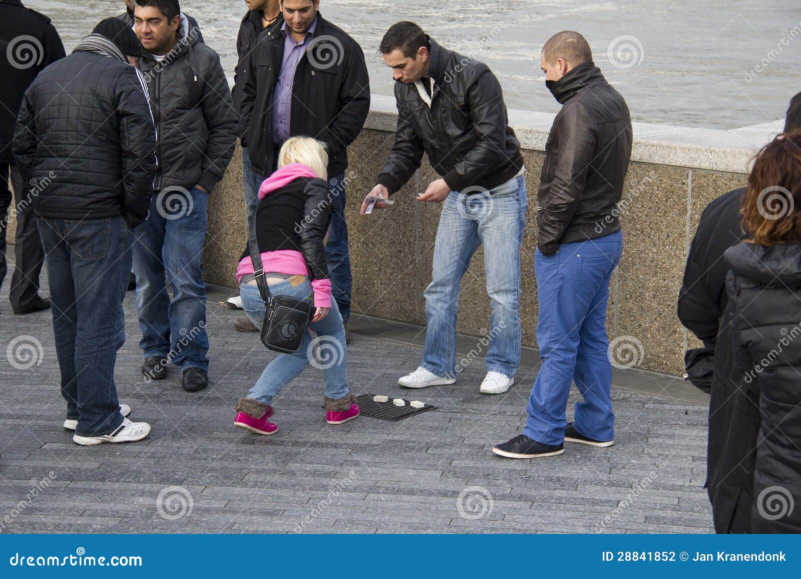 Shell Game Betting in the Street Editorial Photography - Image of ...