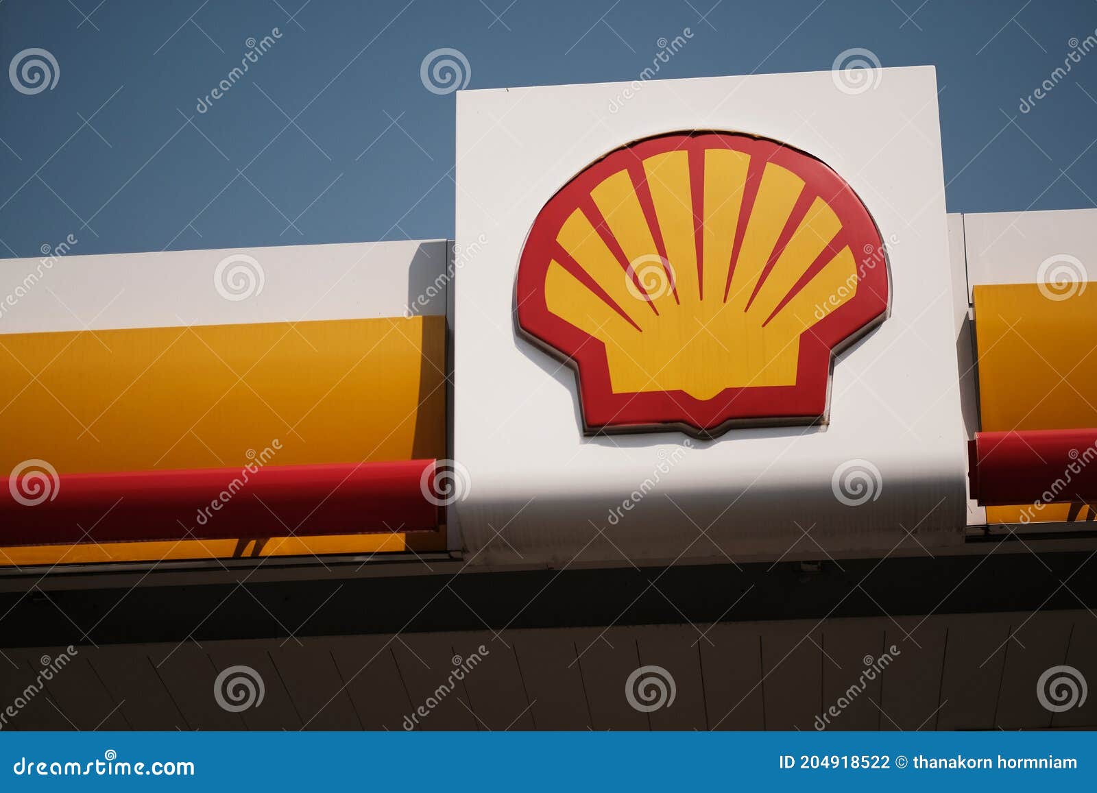 Shell Gas Station, Bangkok, Thailand, Dec 10, 2020 Editorial ...