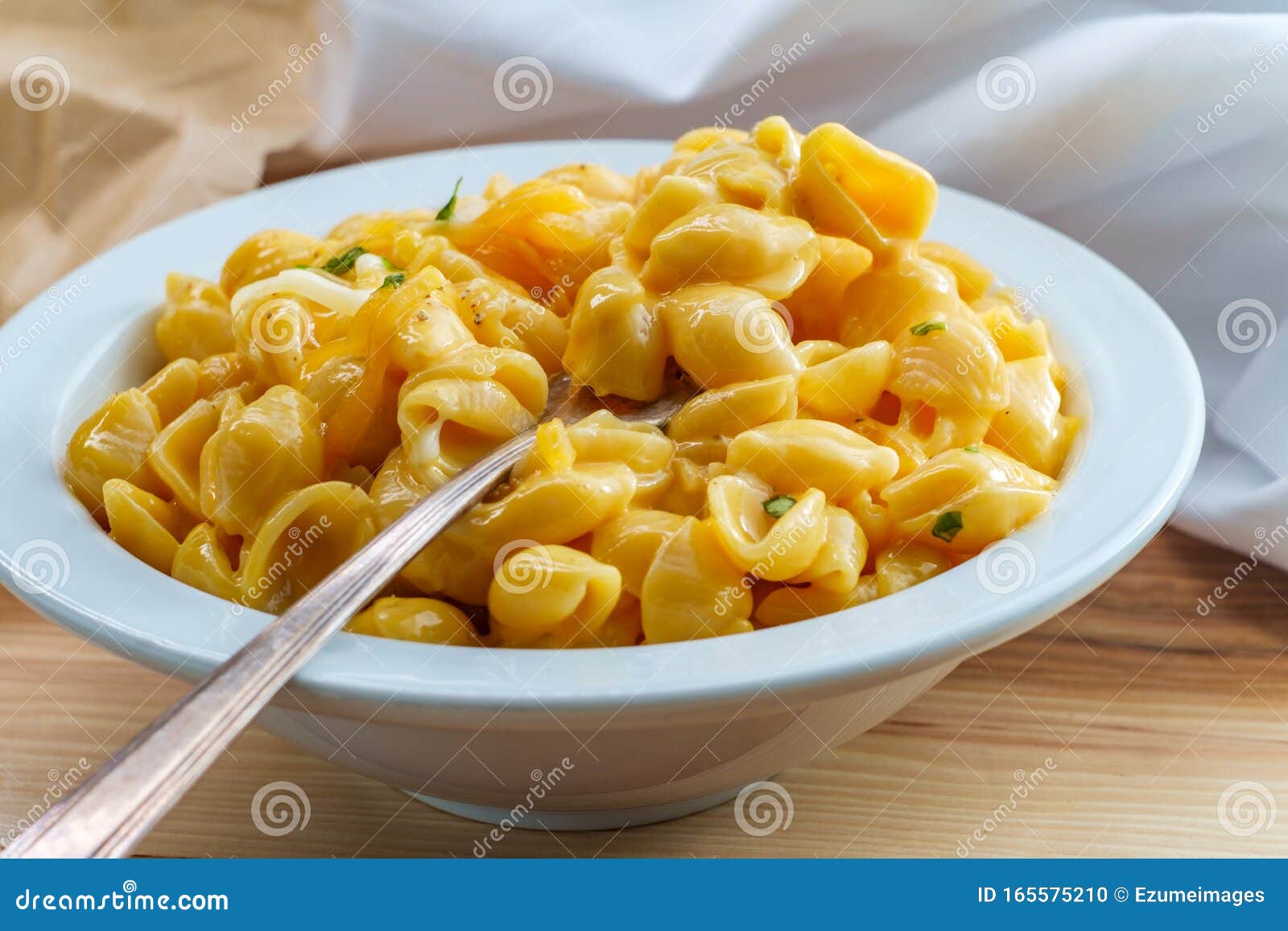 Macaroni And Cheese Shells
