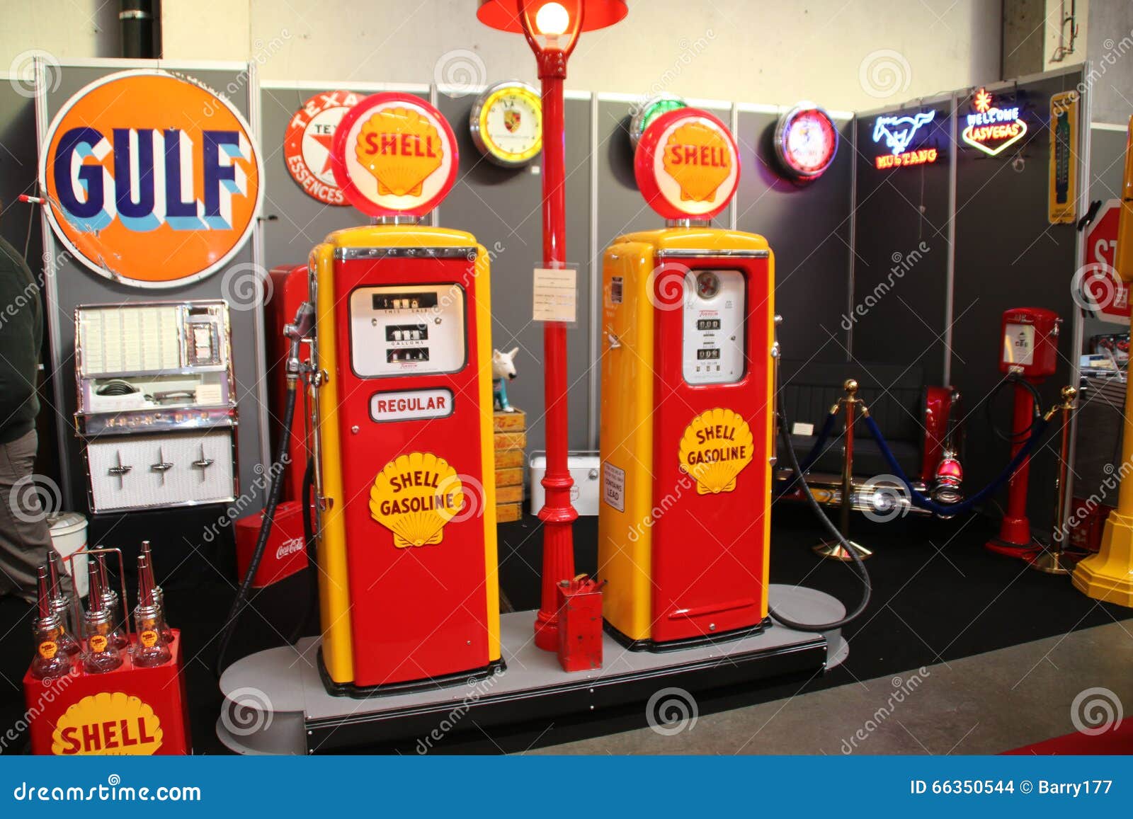 Shell Petrol Pumps editorial stock image. Image of service - 66350544