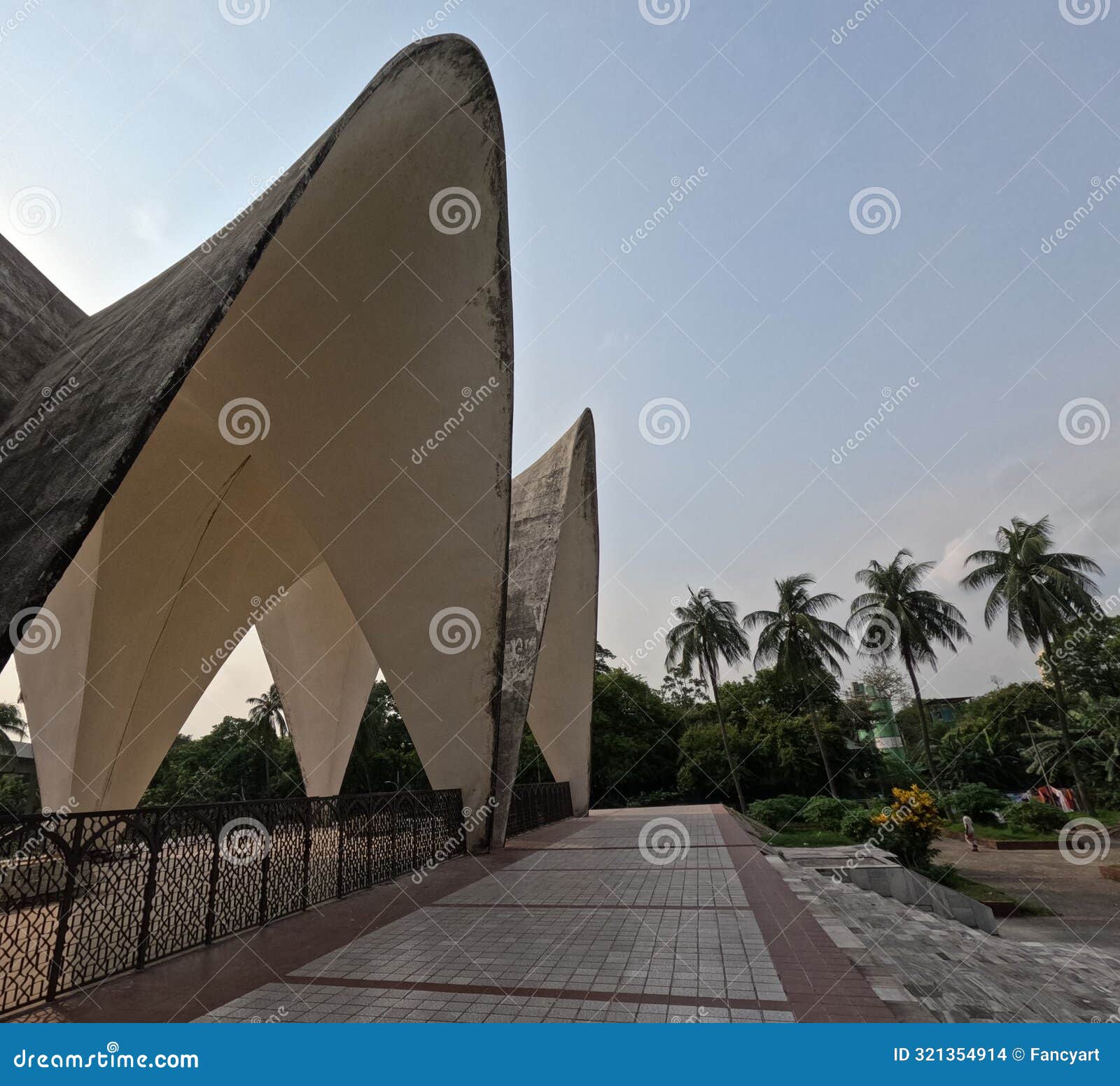 Shell Structure of Mausoleum of Three Leaders at Shahbag Dhaka ...
