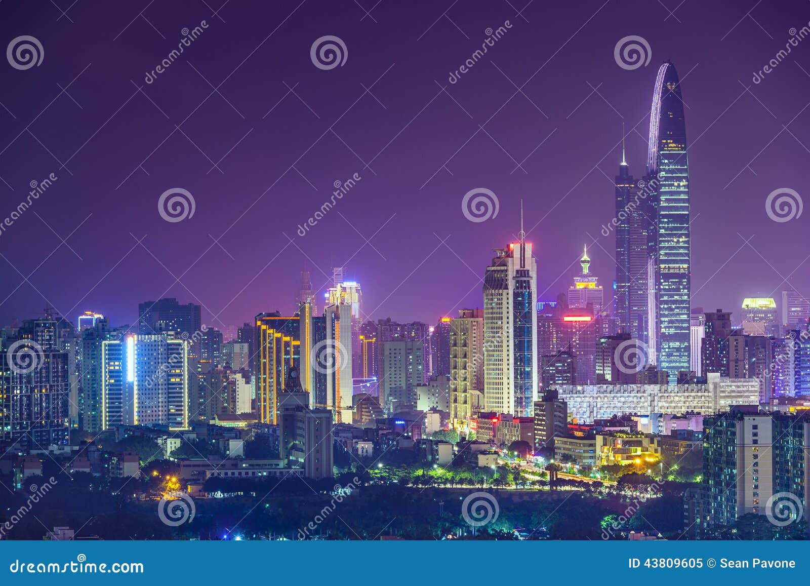 Shenzhen, China editorial image. Image of night, panoramic - 43809605