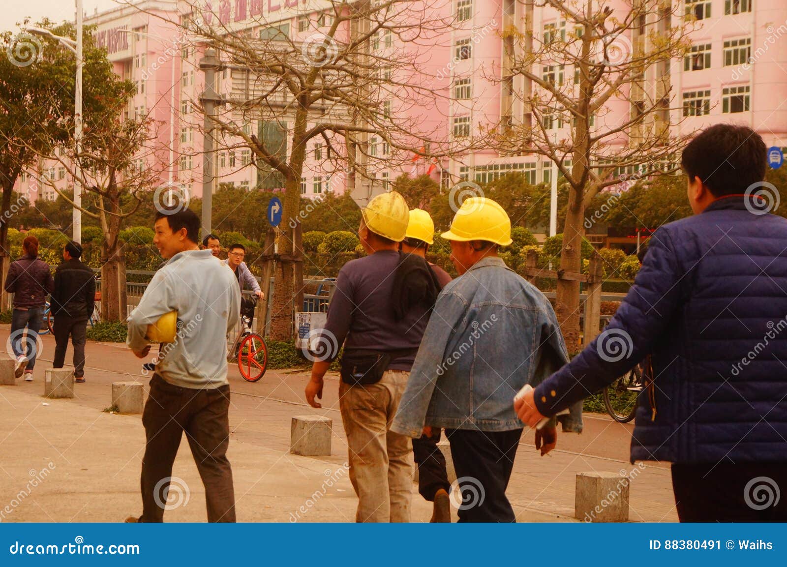 Shenzhen, China: Construction Workers Editorial Photo - Image of china ...