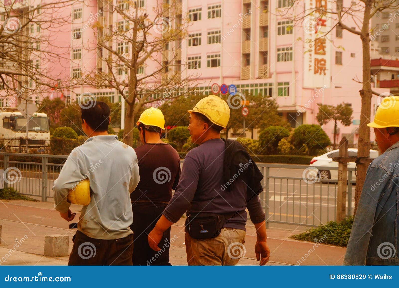 Shenzhen, China: Construction Workers Editorial Stock Image - Image of ...