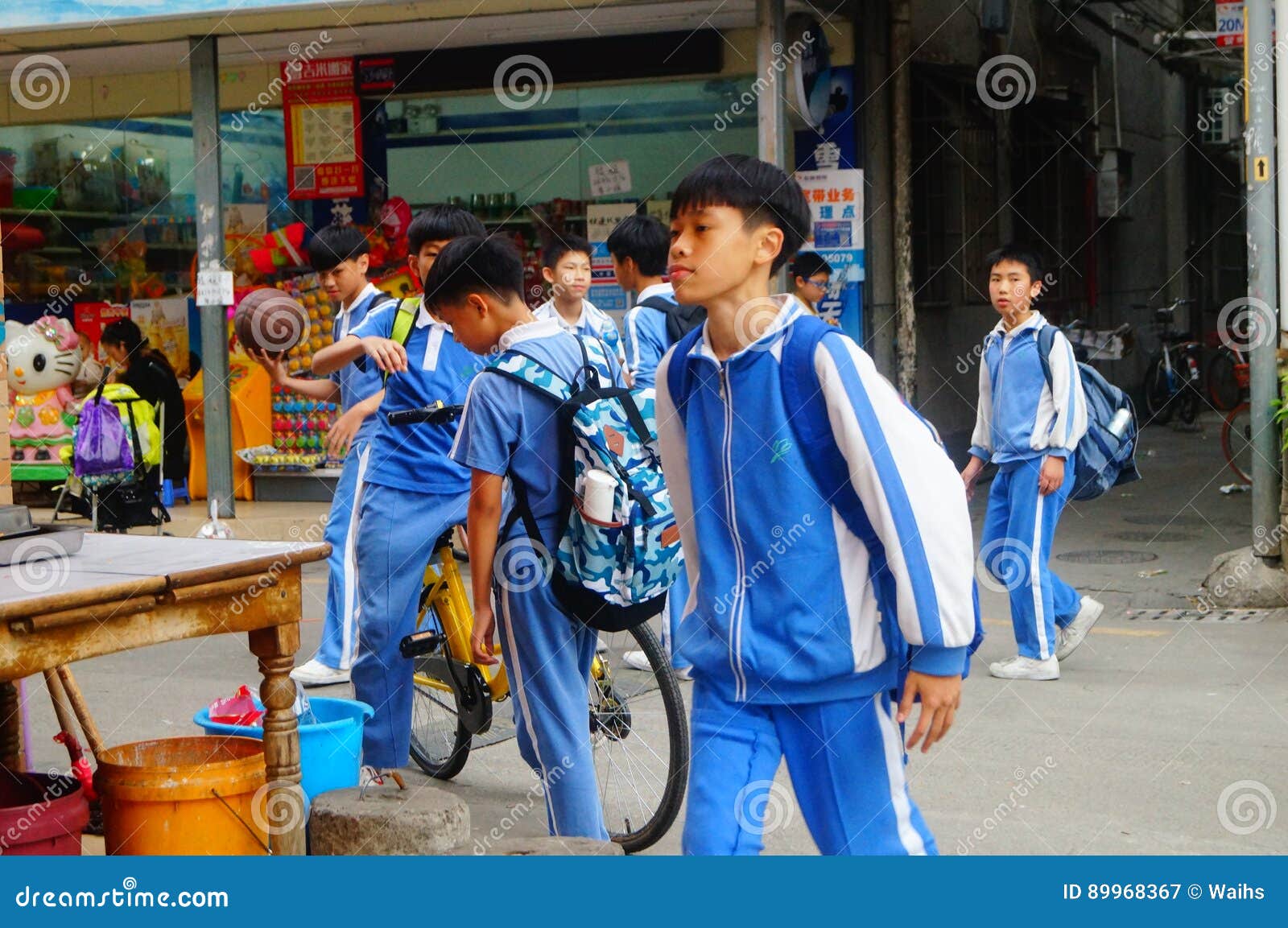 Shenzhen, China: Pupils after School Editorial Photography - Image of ...