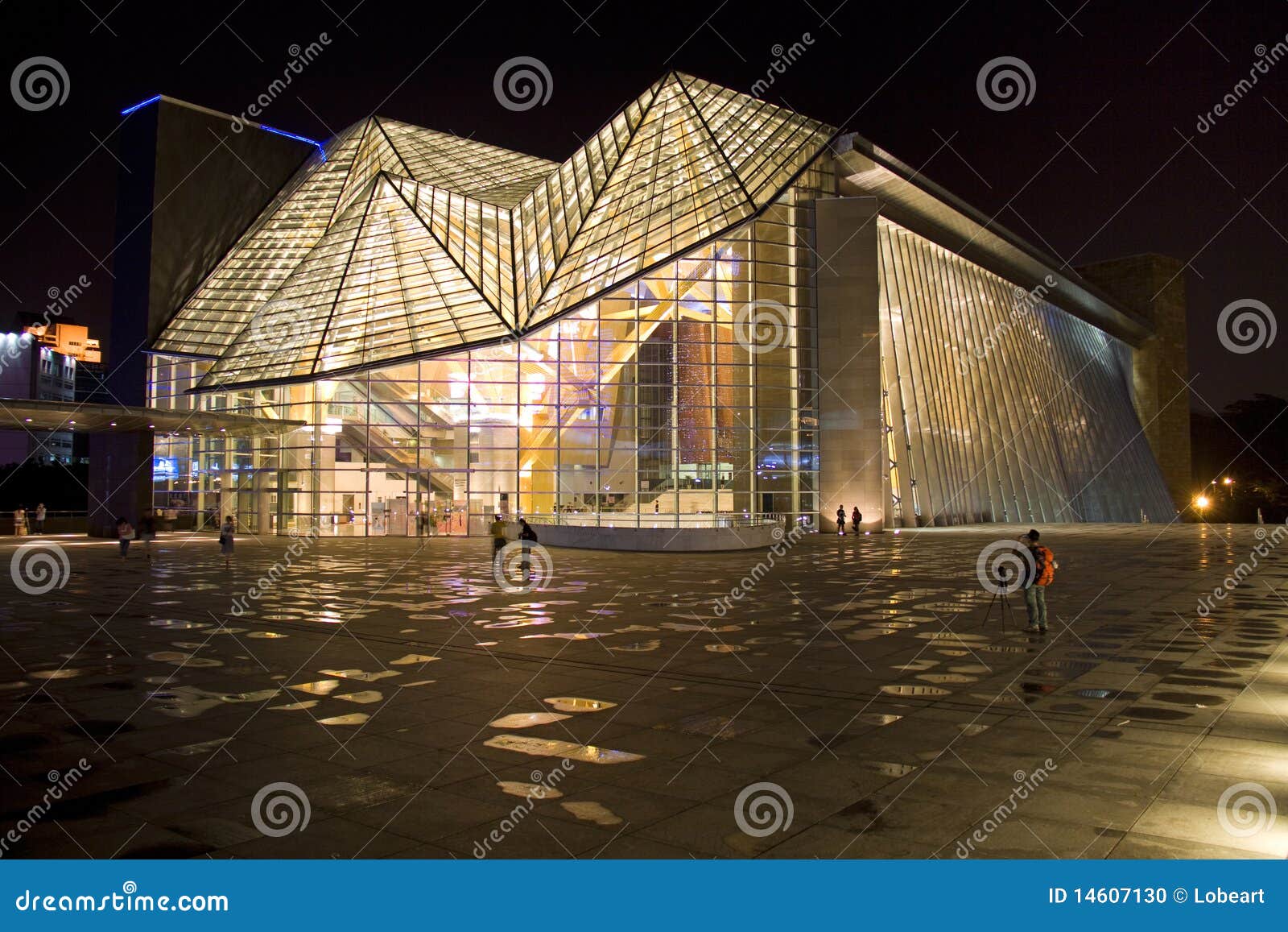 Shenzhen Concert Hall stock photo. Image of night, landscape - 14607130