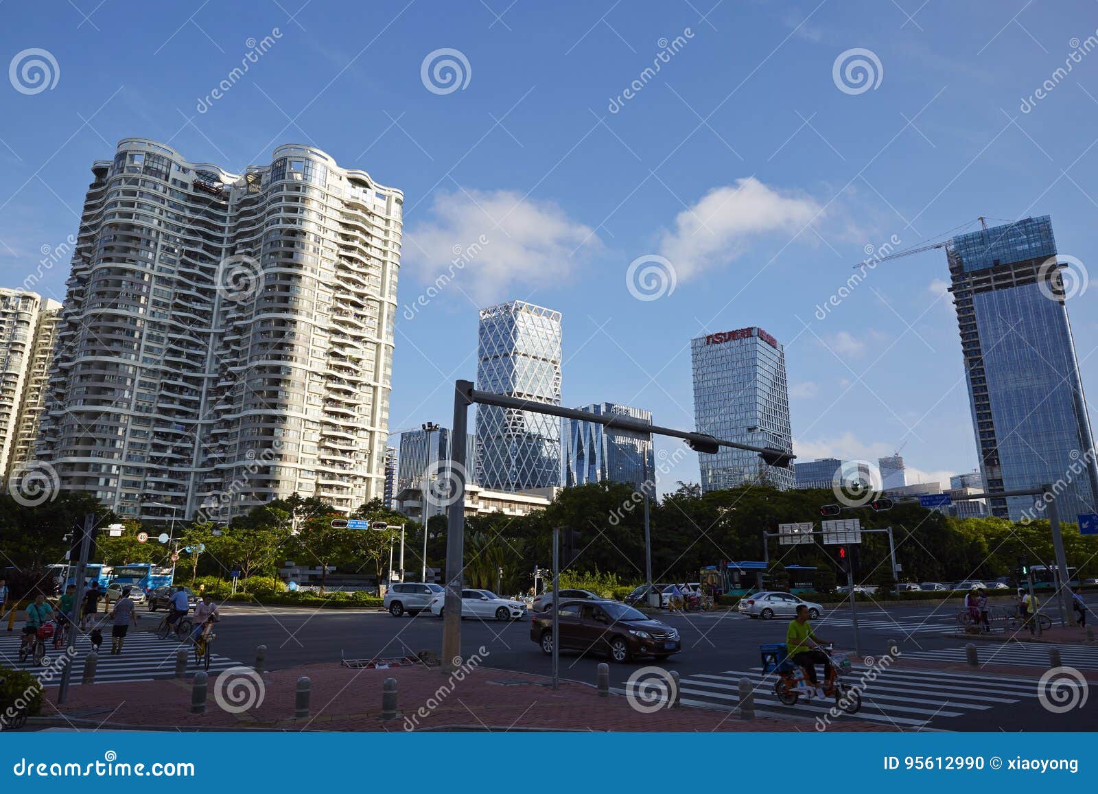 Shenzhen street in morning editorial image. Image of buildings - 95612990