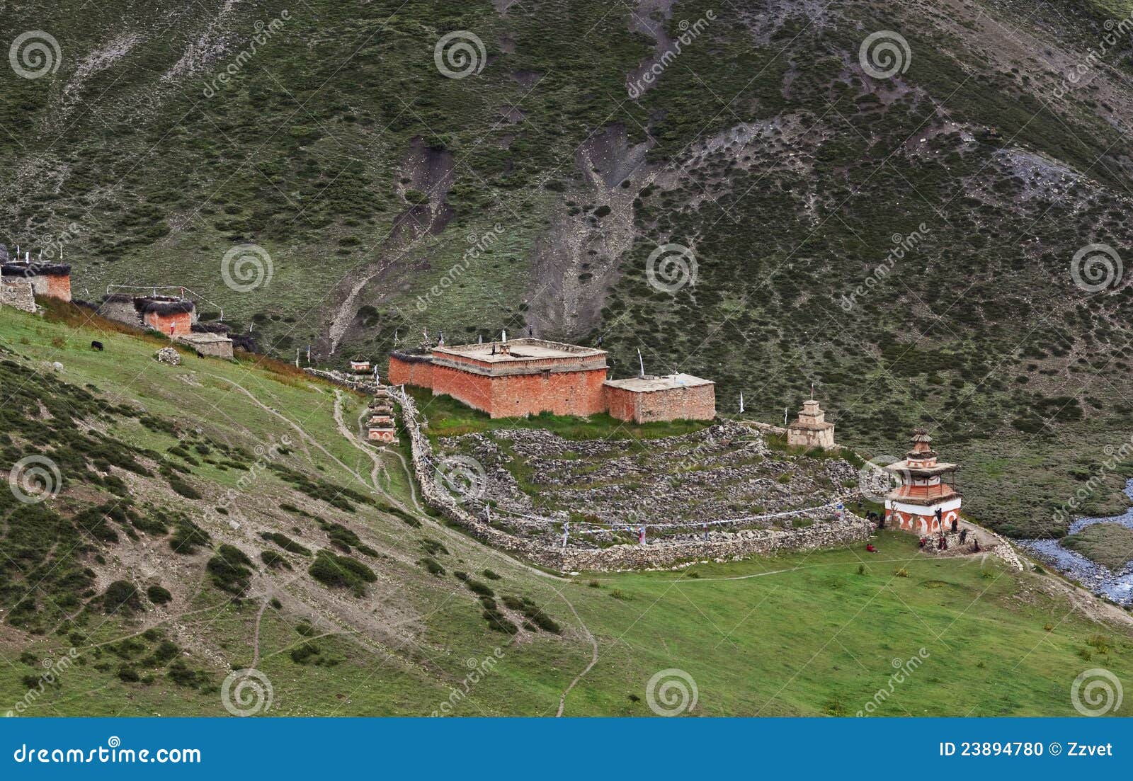 Shey Gompa - Ancient Buddhist Stupa Stock Photo - Image of dolpo ...