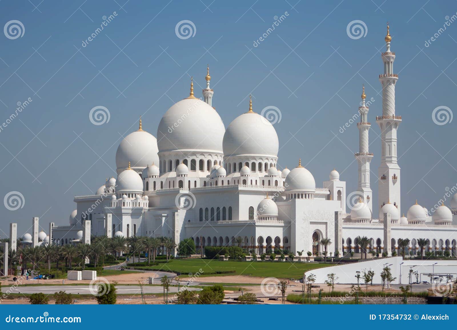 Shiekh Zayad mosque stock photo. Image of dome, arabian - 17354732