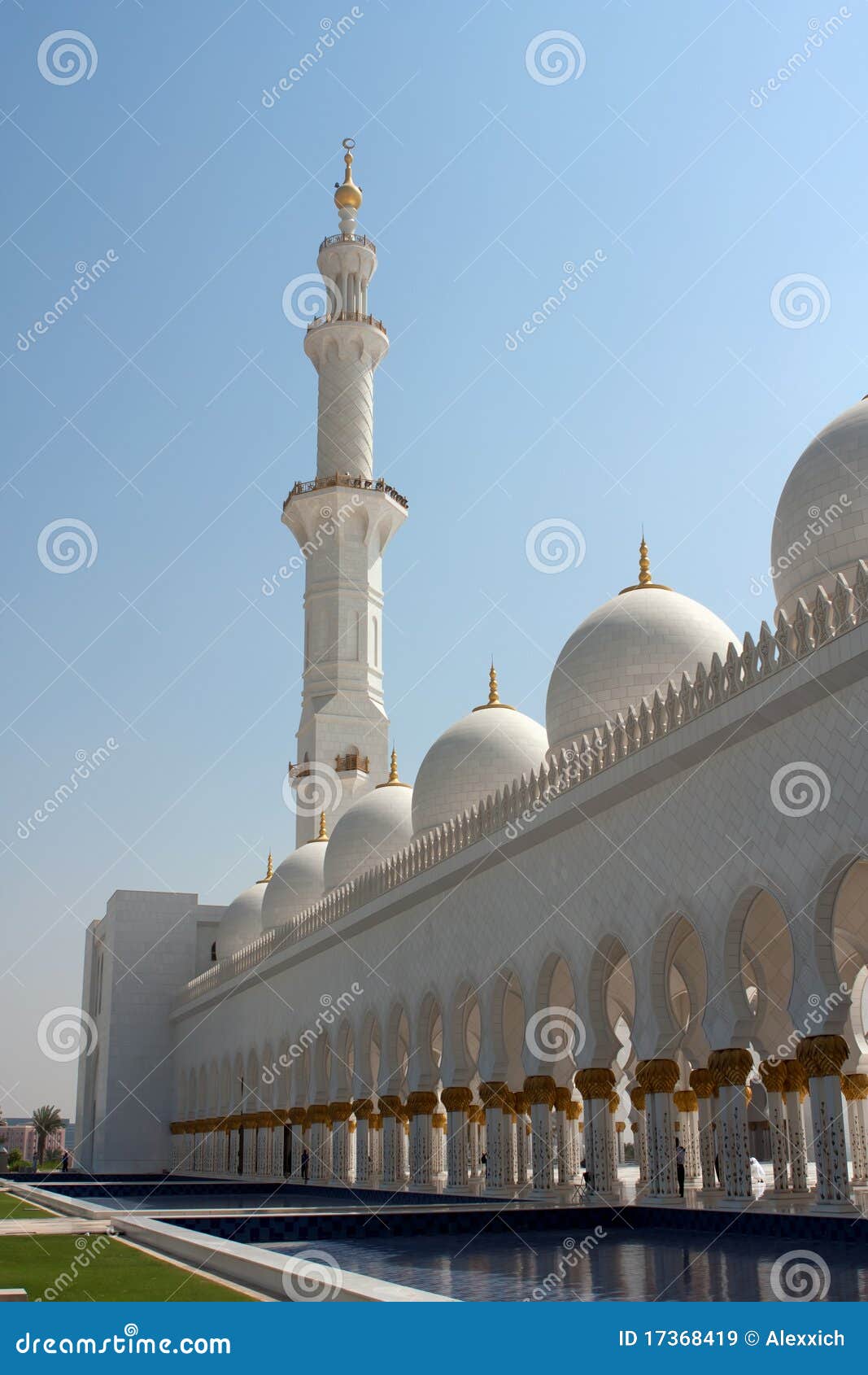 Shiekh Zayad mosque stock image. Image of corridor, architecture - 17368419