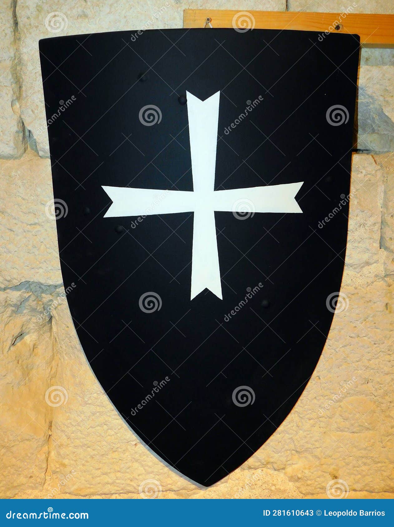 Shield with a Symbol of a Cross Stock Image - Image of casttle, cross ...
