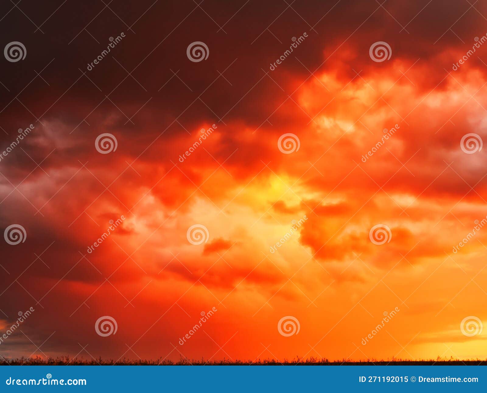 Shift of Wind, Ragged Clouds Stock Image - Image of windstorm, prestorm ...