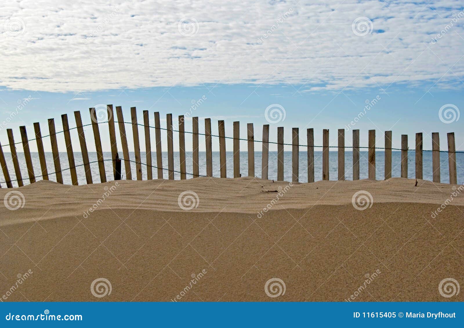 Shifting Sands stock image. Image of blowing, fence, landscape - 11615405