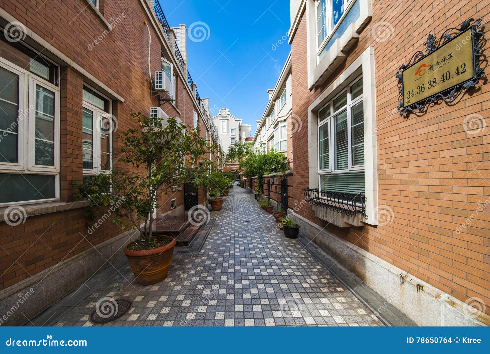 Shikumen imagen de archivo editorial. Imagen de porcelana - 78650764