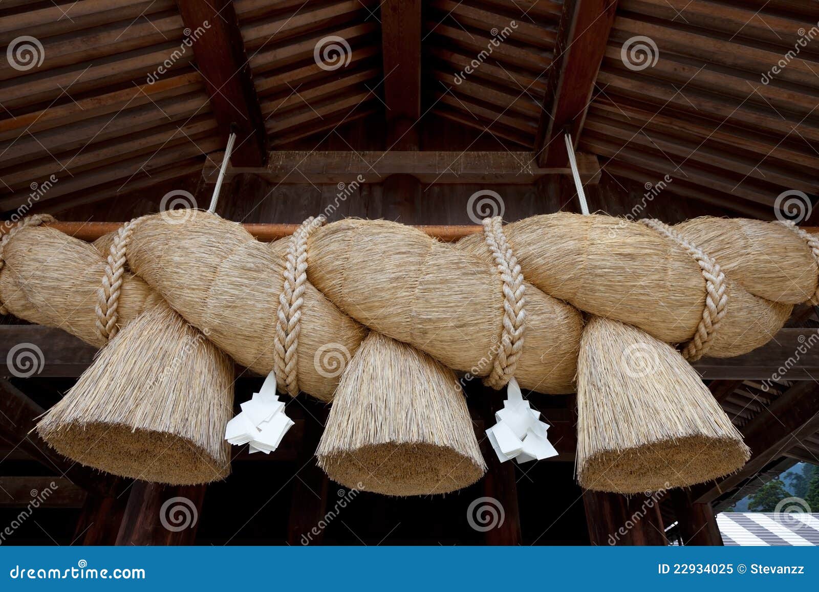 Shimenawa, Japanese Shinto Rope Stock Image - Image of straw, rope ...
