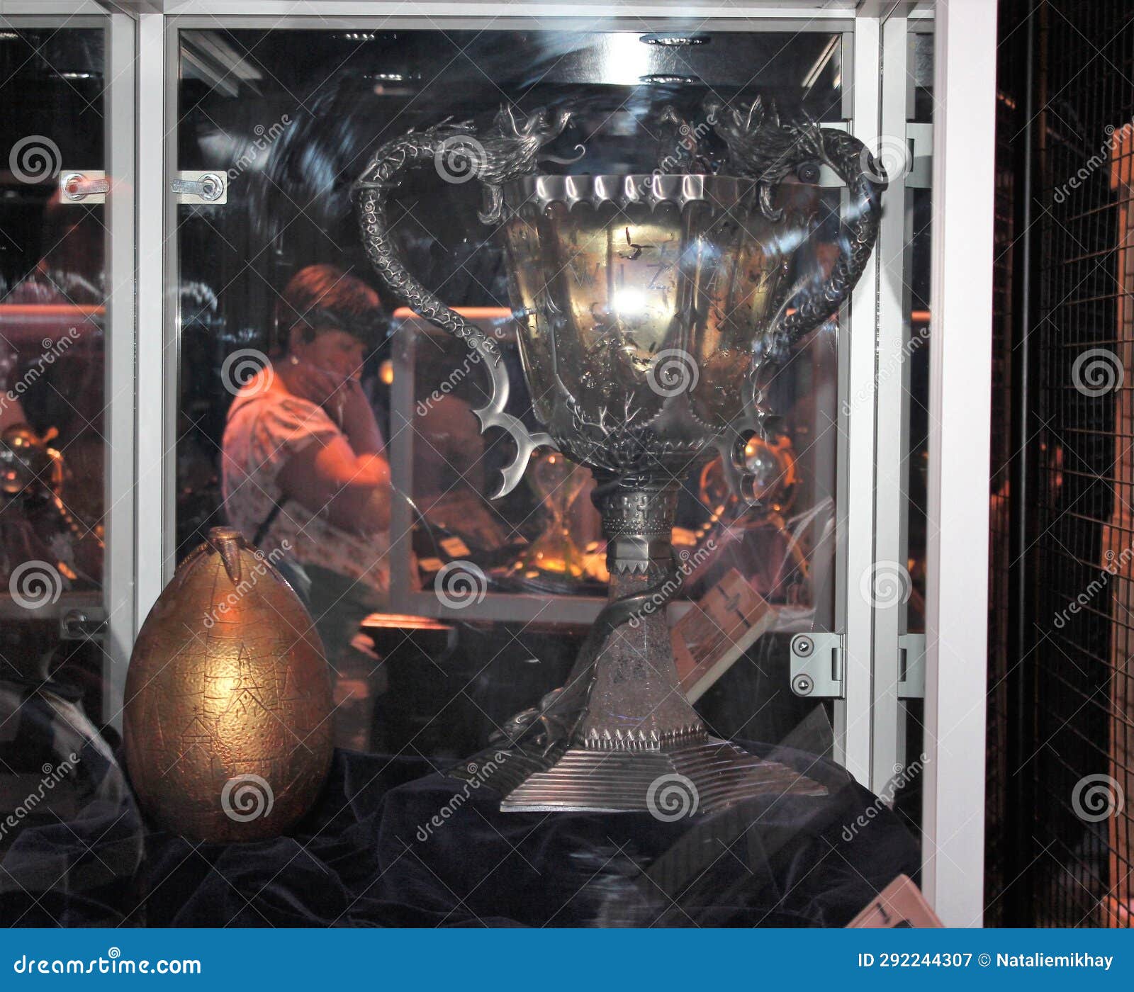 Golden Egg and Goblet of Fire Displayed at Warner Bros. Studio Tour ...