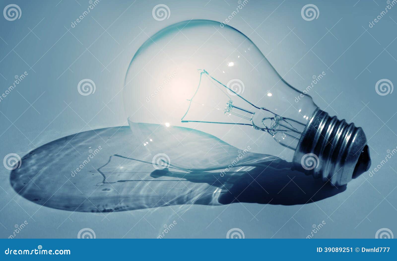 Shining light bulb stock image. Image of shining, electricity - 39089251