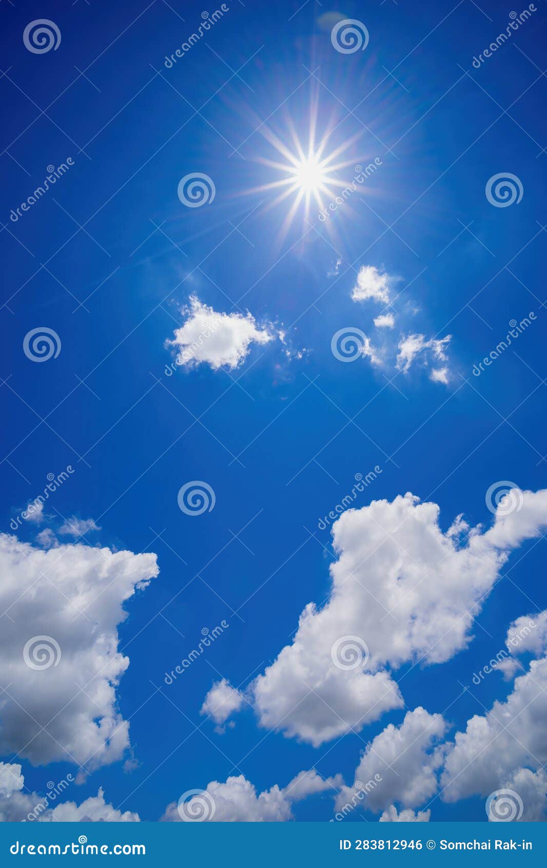Shining Sun at Clear Blue Sky with Copy Space, Shining Sun with Rays ...