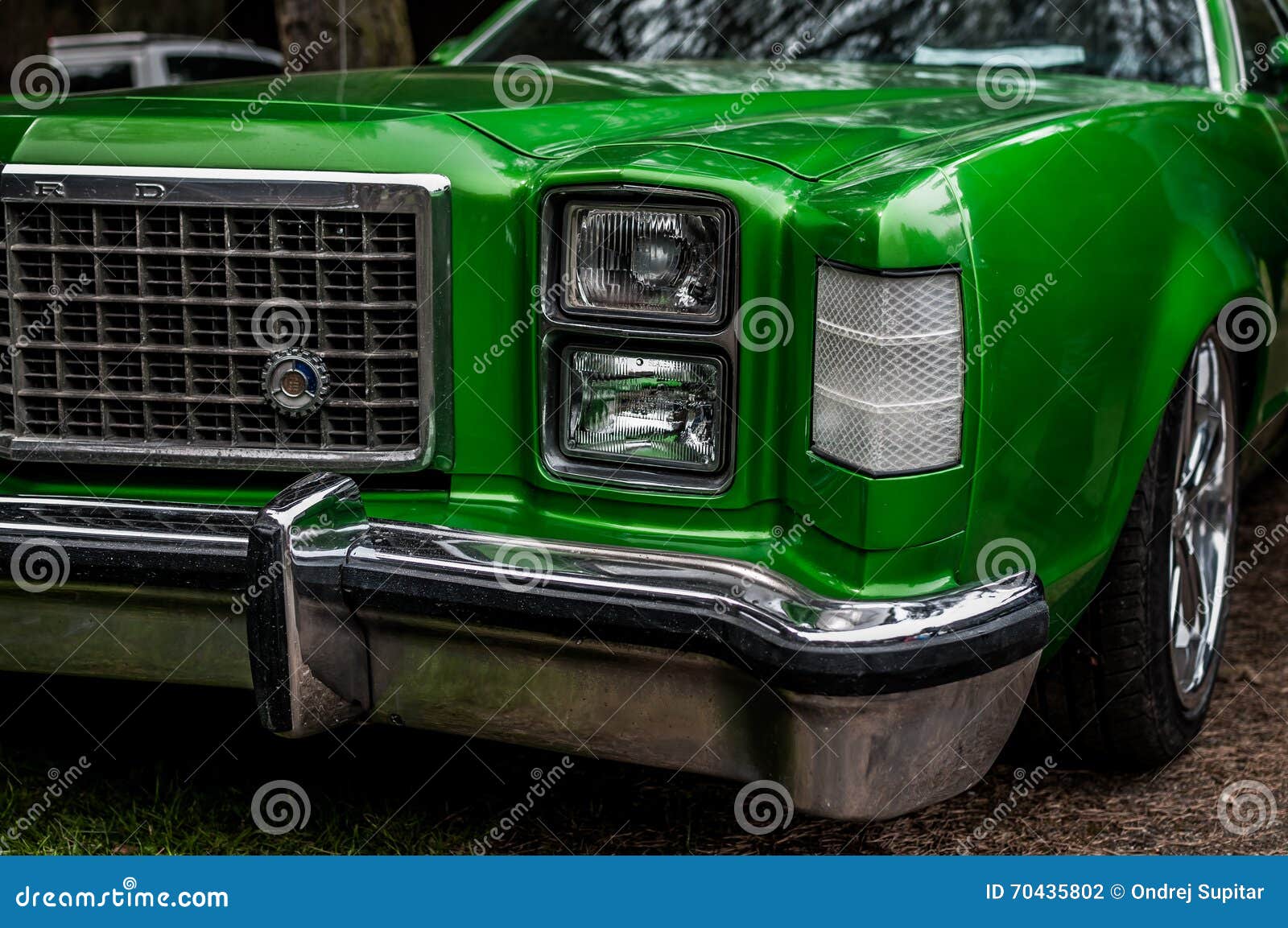 Shiny American car editorial photography. Image of front - 70435802