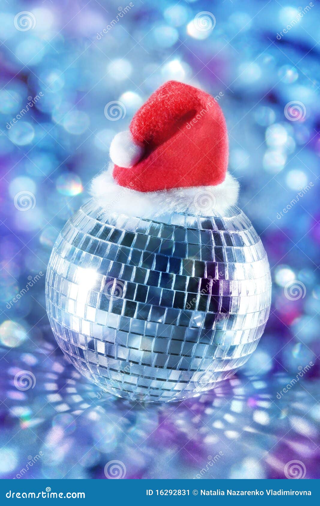 Shiny Disco Ball in Santa Hat Stock Image - Image of mirror, invitation ...