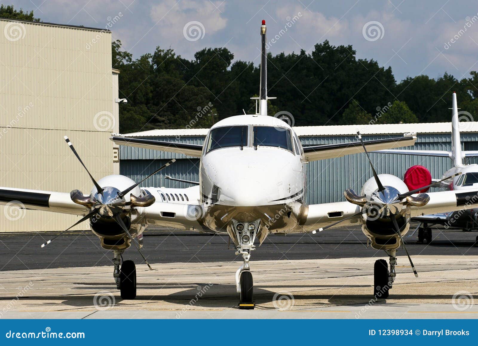 A Shiny New Private Prop Plane at an Airport Stock Photo - Image of ...