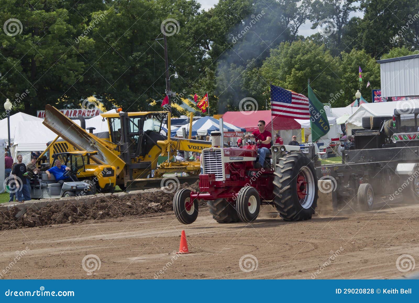 Shiny Red International Turbo Tractor Pulling Editorial Stock Photo ...