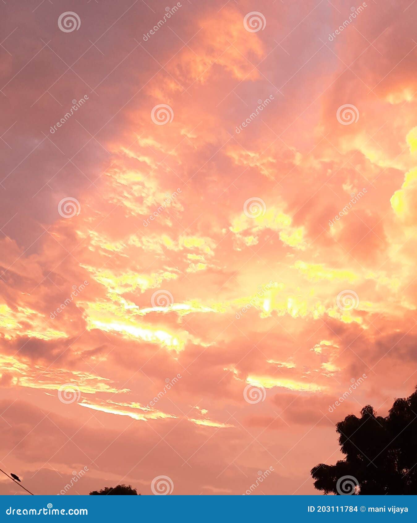 Shiny Sparkling Yellow Cloudy Sky Picture Stock Photo - Image of yellow ...