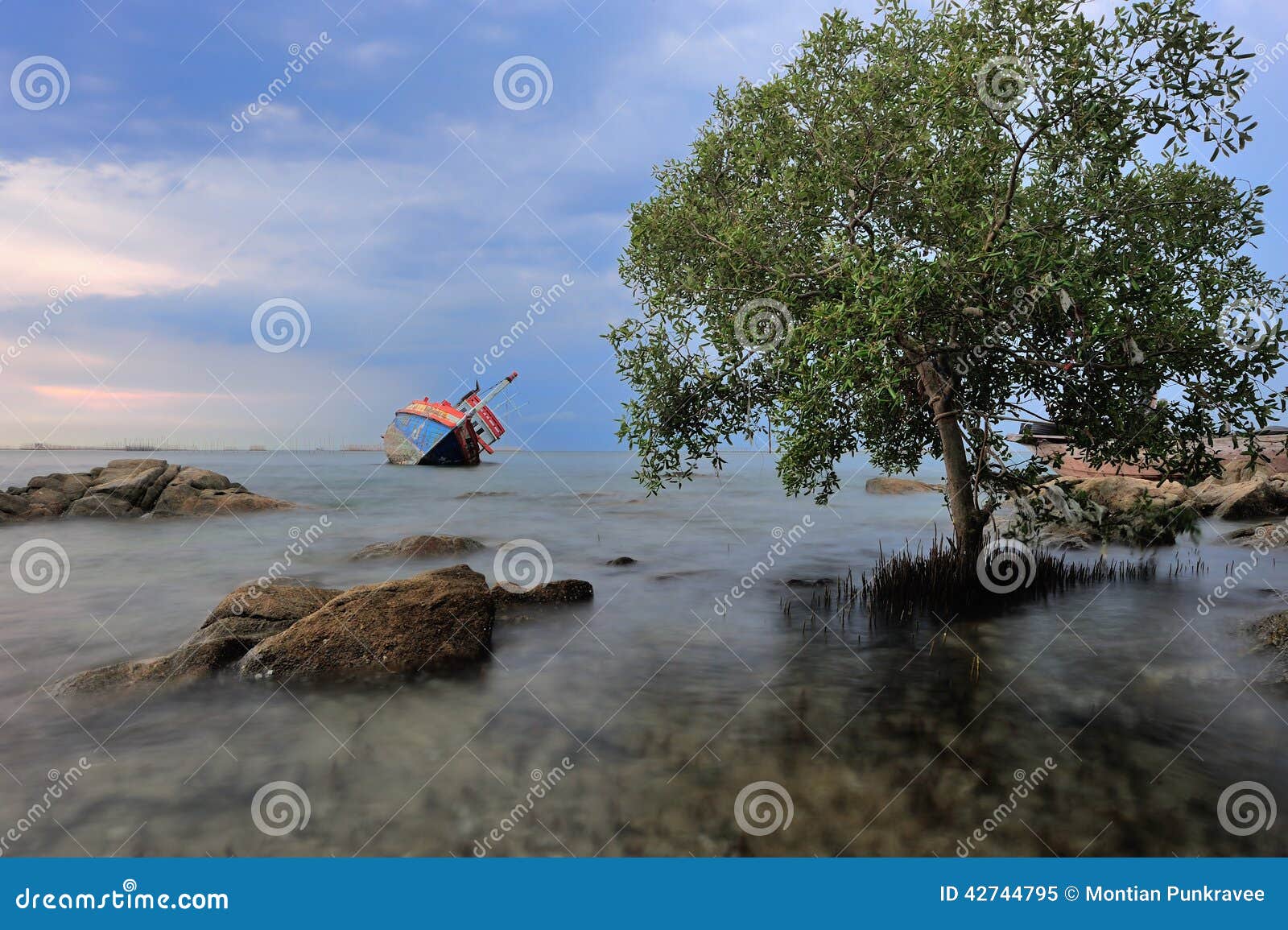 Ship aground stock image. Image of boat, nature, damaged - 42744795
