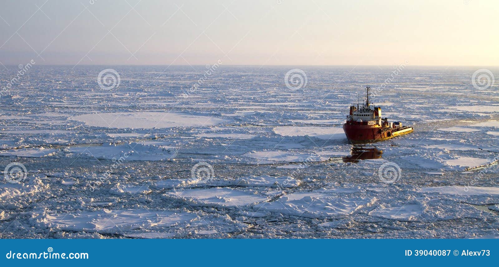 Ship in the Arctic editorial photography. Image of aesome - 39040087