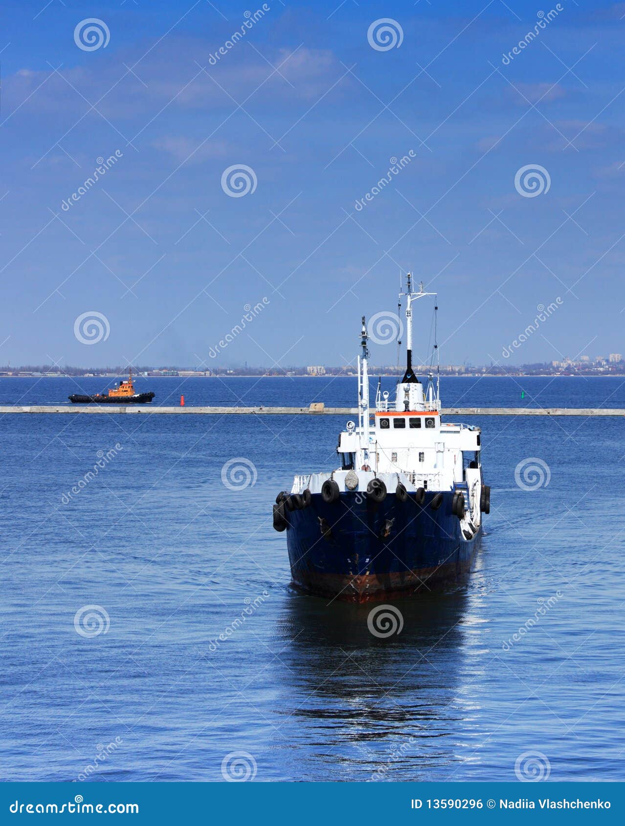 Ship arriving to port stock photo. Image of unloading - 13590296