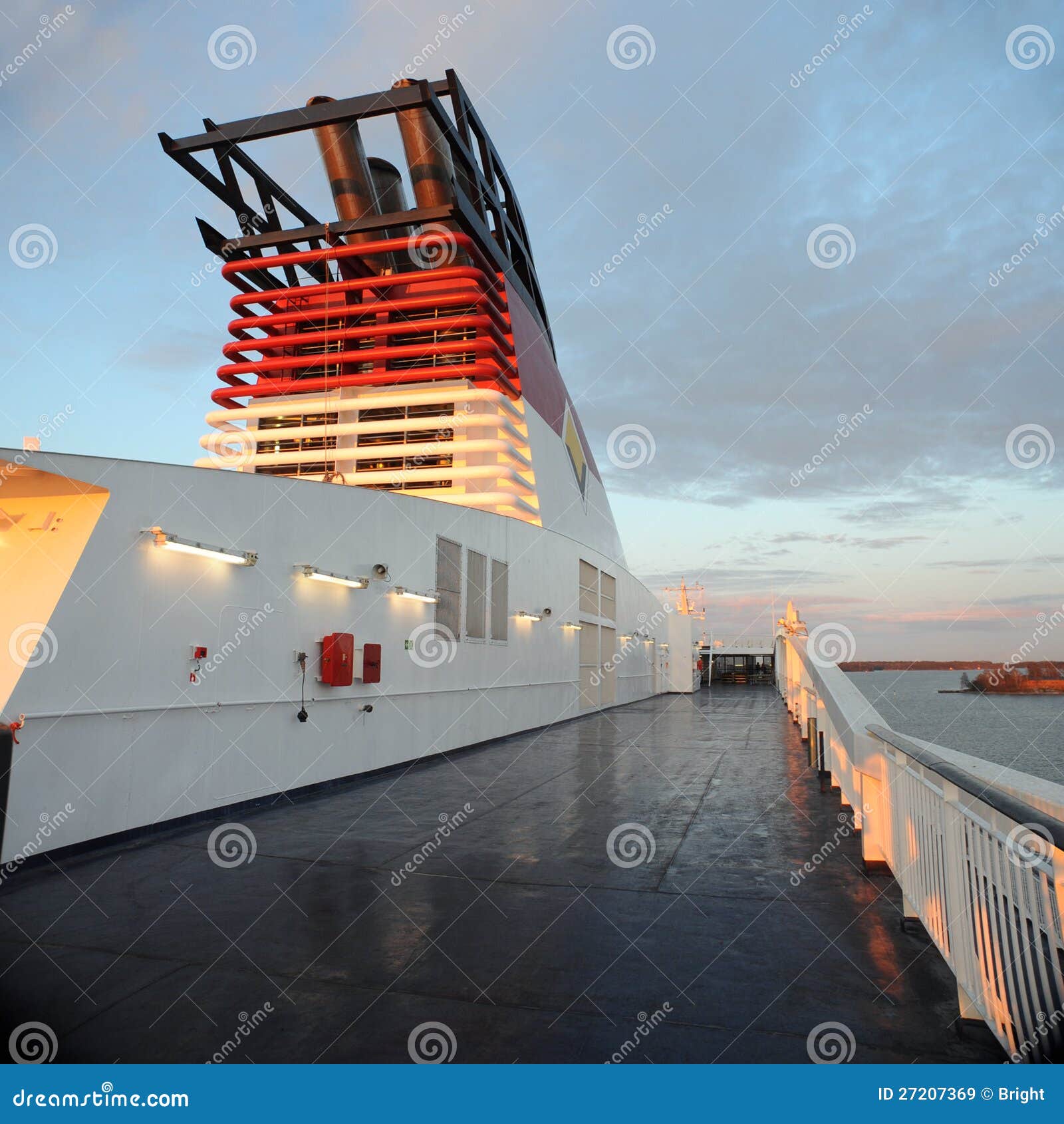 Ship Board editorial stock image. Image of empty, board - 27207369
