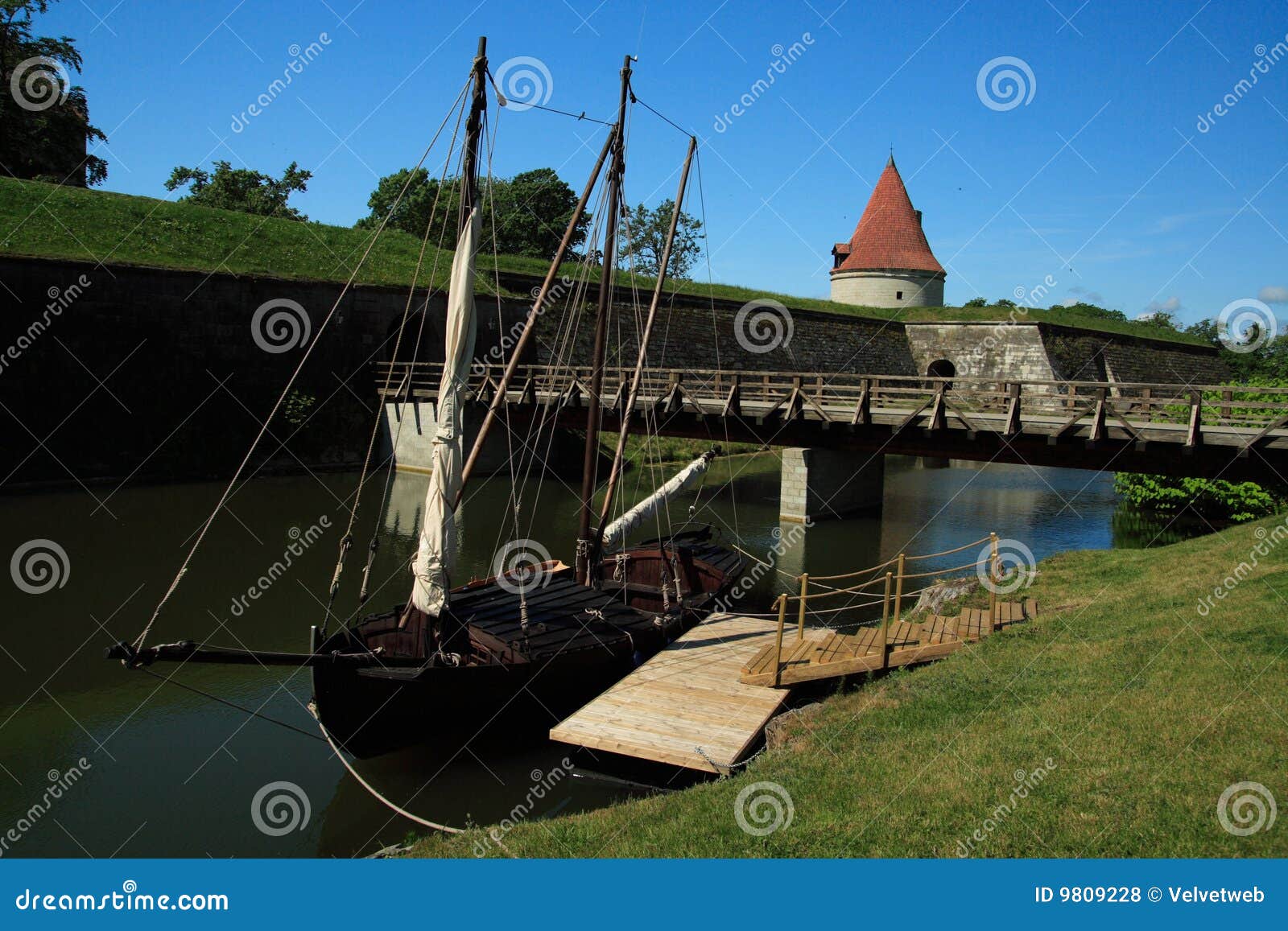 Ship and Castle in Kuresaaree Stock Photo - Image of beautiful ...